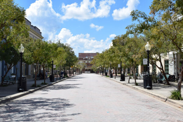 Historic Downtown DeLand - Florida Vacations, Travel & Tourism Guide